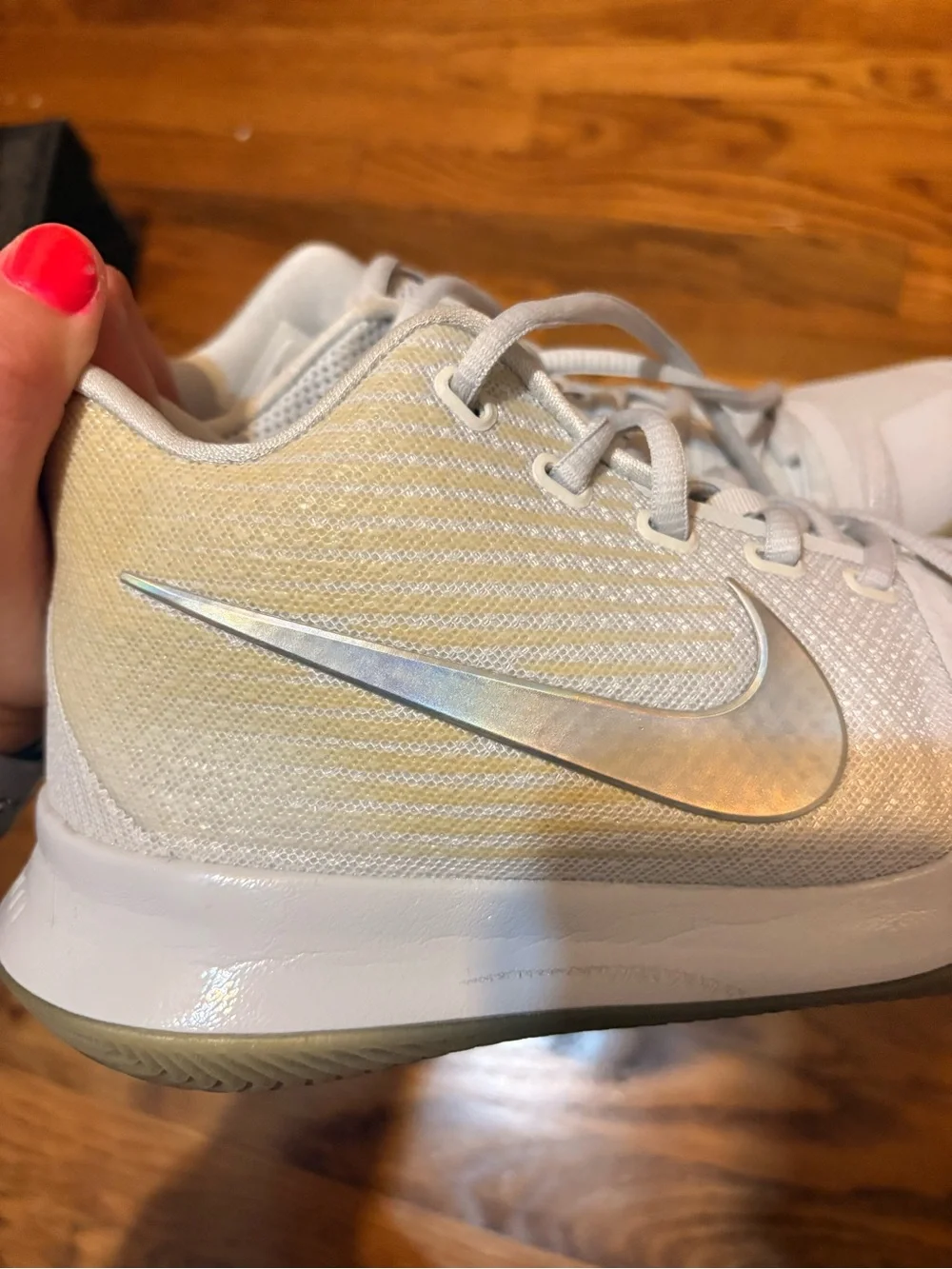 Nike | Shoes | Nike Kyrie 3 Time To Shine Basketball Shoes Size 9 M ...